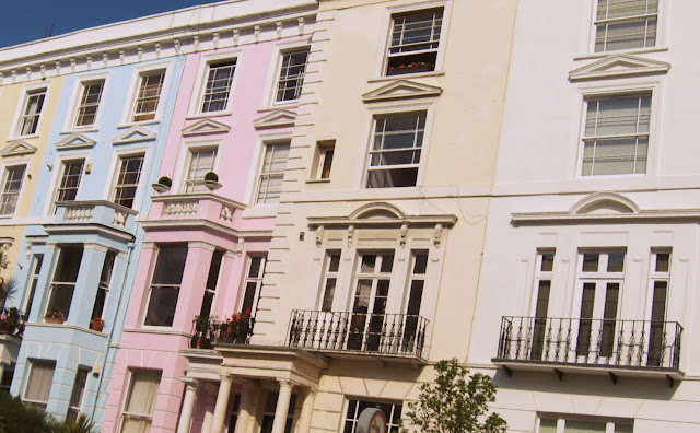 The Magpie's Fancy: London Memories: Pretty in Pink