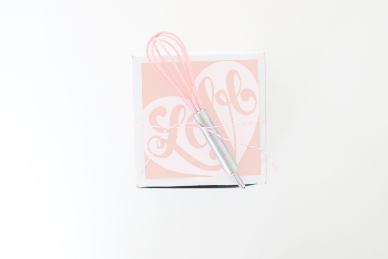 bright & bold: so sweet bakery box.