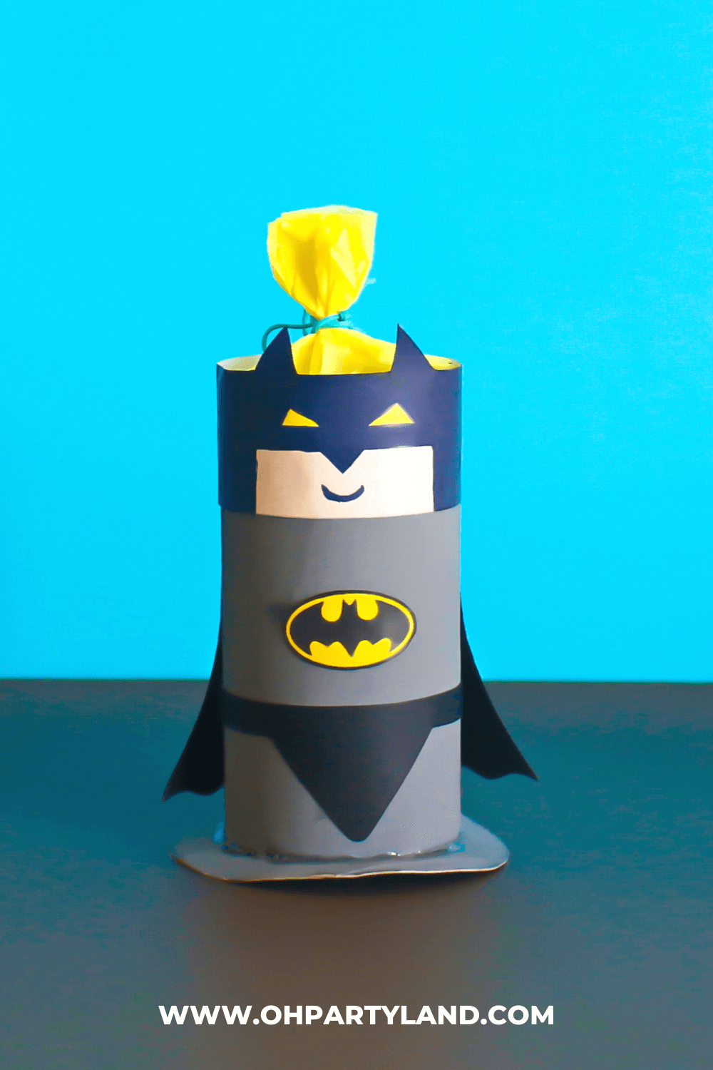 Toilet Paper Roll Superheroes - Crafts for kids - oh partyland
