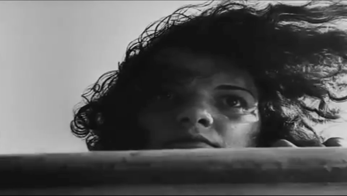 Limite (1931): Refletindo a contradição entre modernidade e passado ...