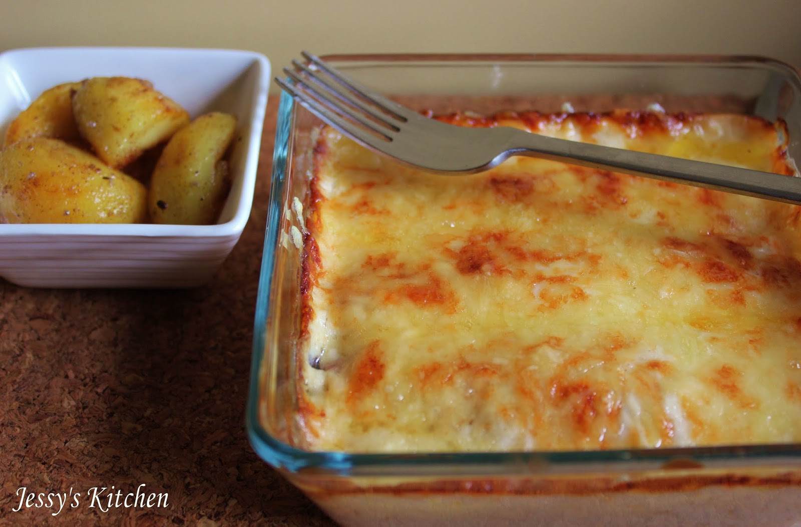 Jessy's Kitchen: Chicons au Gratin et Pommes de Terre Rissolées