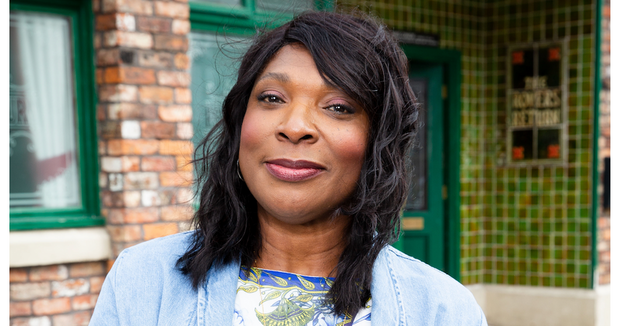 Coronation Street Blog: Meet the Baileys: Mum Aggie