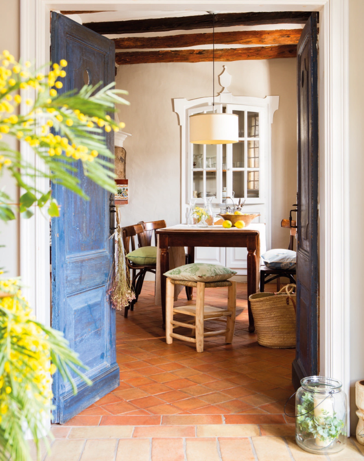 9 ideas de reciclaje para decorar una casa de pueblo | Decoración