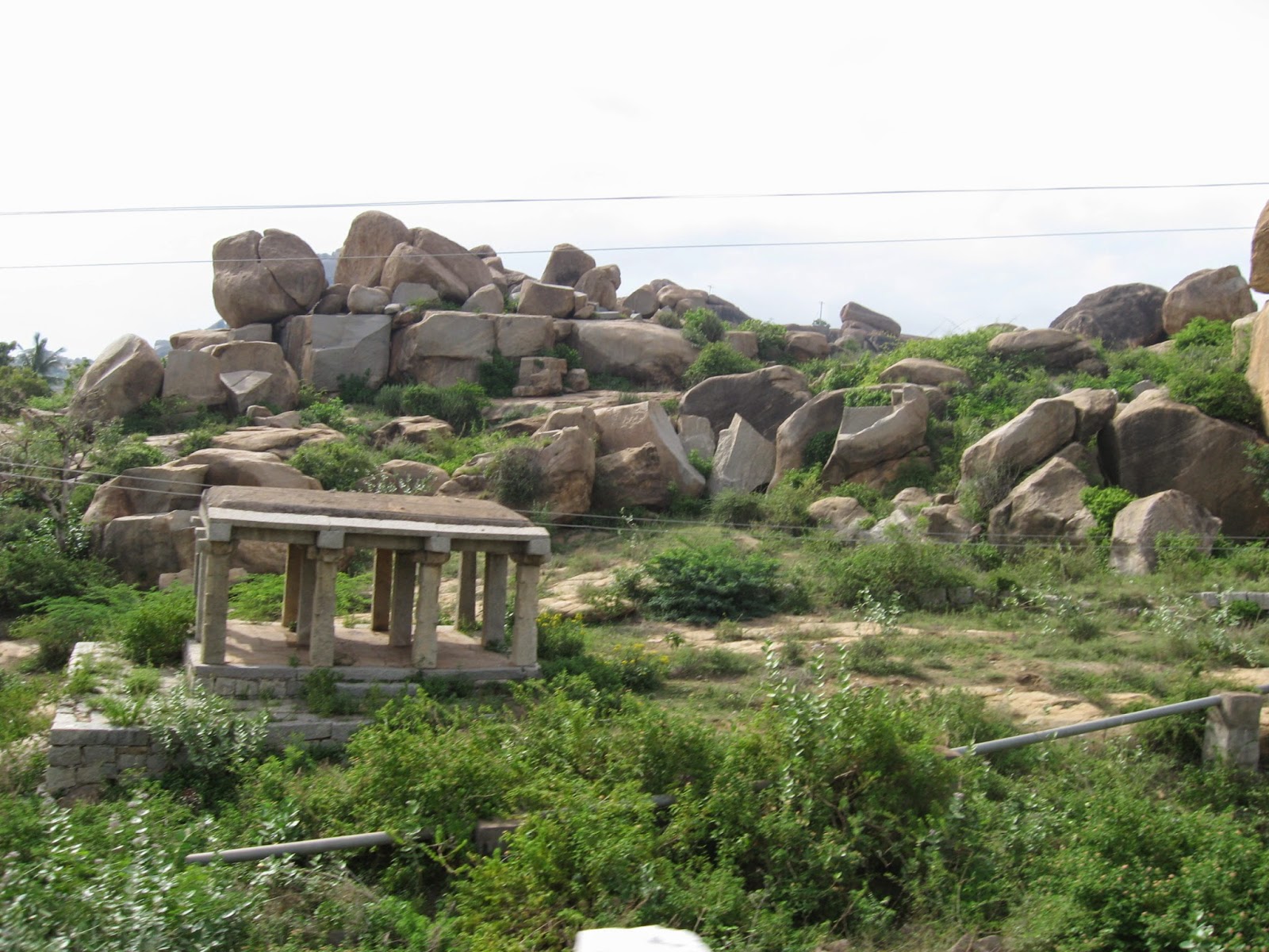 wanderingfalcon: Hampi "rocks"!