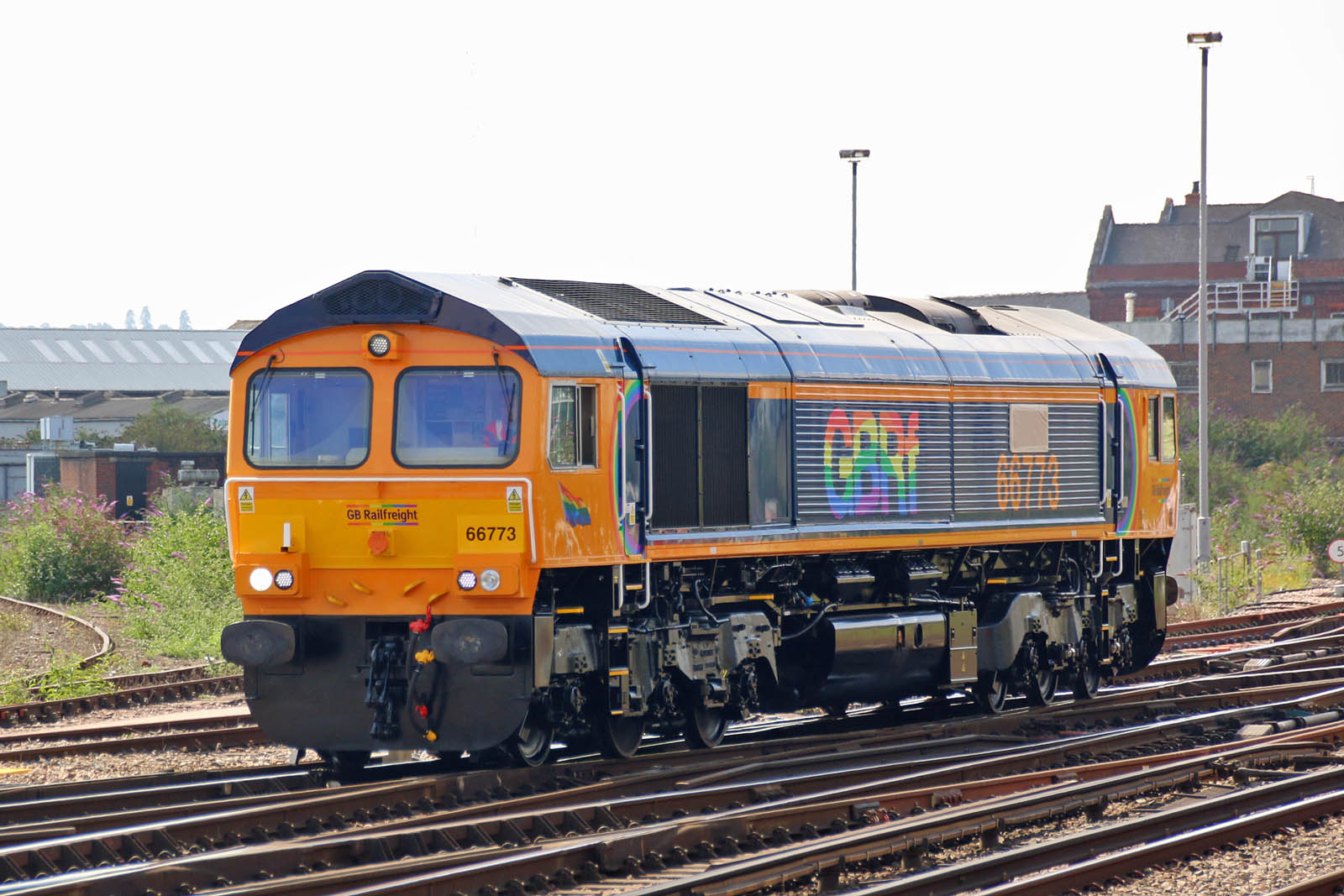 47s and other Classic Power at Southampton: 66773 named 'Pride of GB ...