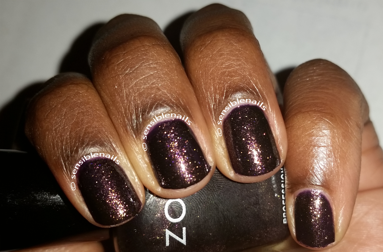 Sensible Nails: Sansa (Zoya)