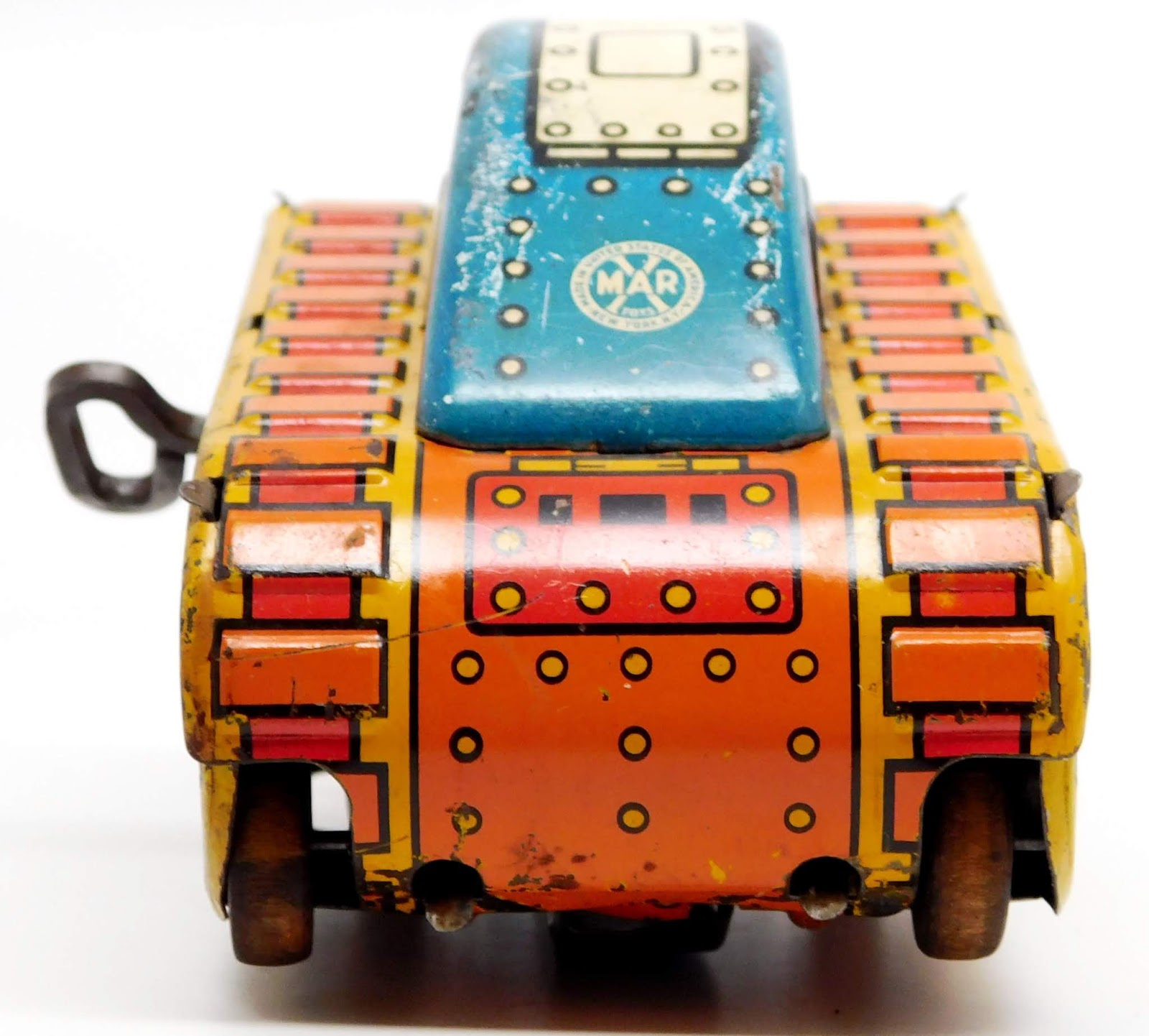 Toys and Stuff: Marx No. 5 Tin-litho Wind-up Rollover Tank