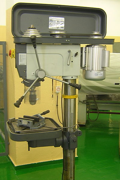 Proceso de banco y mecanizado basico (limado, aserrado, trazado ...