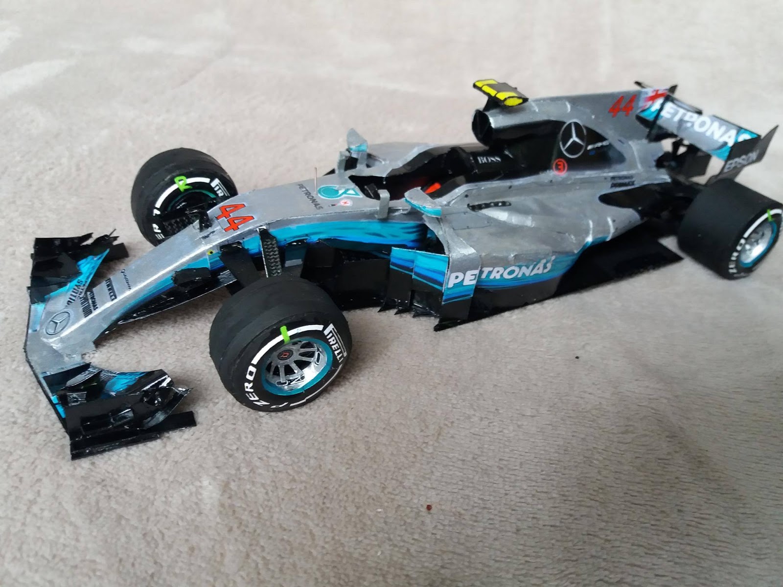 Mercedes W08 Lewis Hamilton - 2017