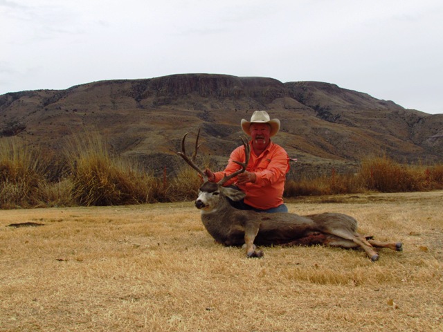 The Hawk's View: TEXAS - Elephant Mountain WMA - Mule Deer Hunt