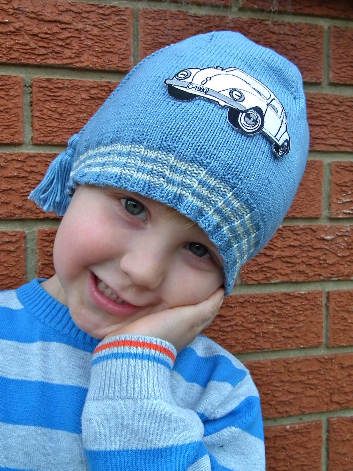 ra-mi: Boy Spring Hat + Free knitting pattern