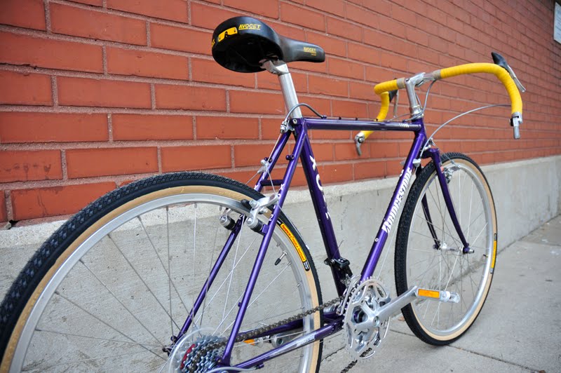 Vic's Classic Bikes: The Bridgestone XO-2