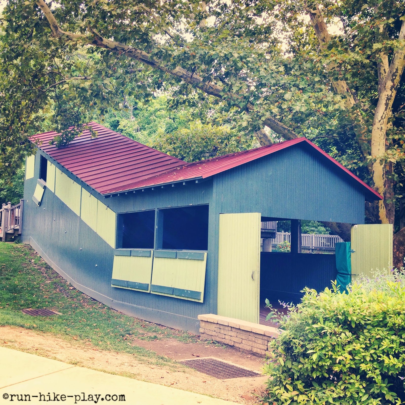 Run-Hike-Play: Smith Memorial Playground & Playhouse