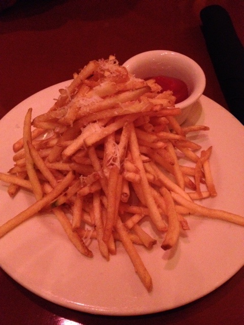 It's a "Shore" Thing: Saltoro - Girls on Food