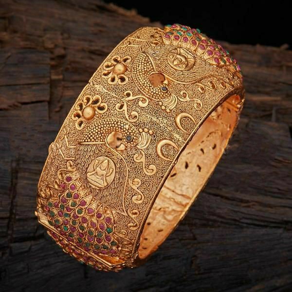 Golden broad bracelet