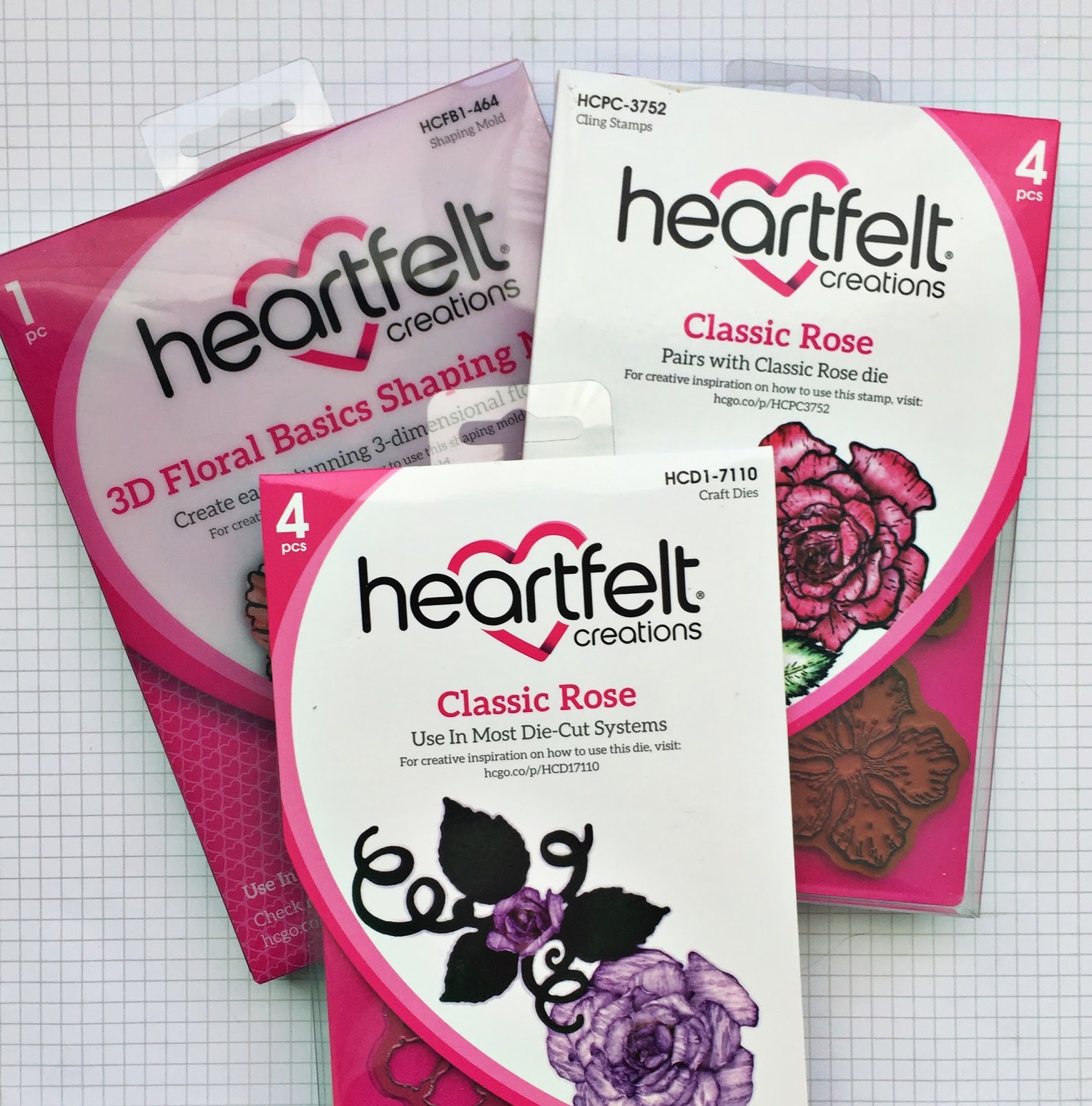 Le Blog de Plumo: Hello: Carte pour Hearfelt Creations