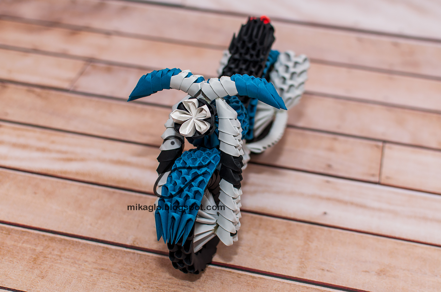 Origami 3d - mikaglo: 766. Motor z origami / 3d origami motorcycle