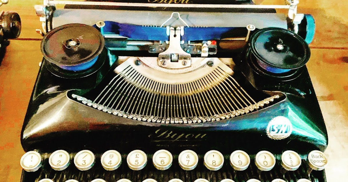 oz.Typewriter: Changing the Feed Rollers on a Bijou (Erika) Model 5 ...