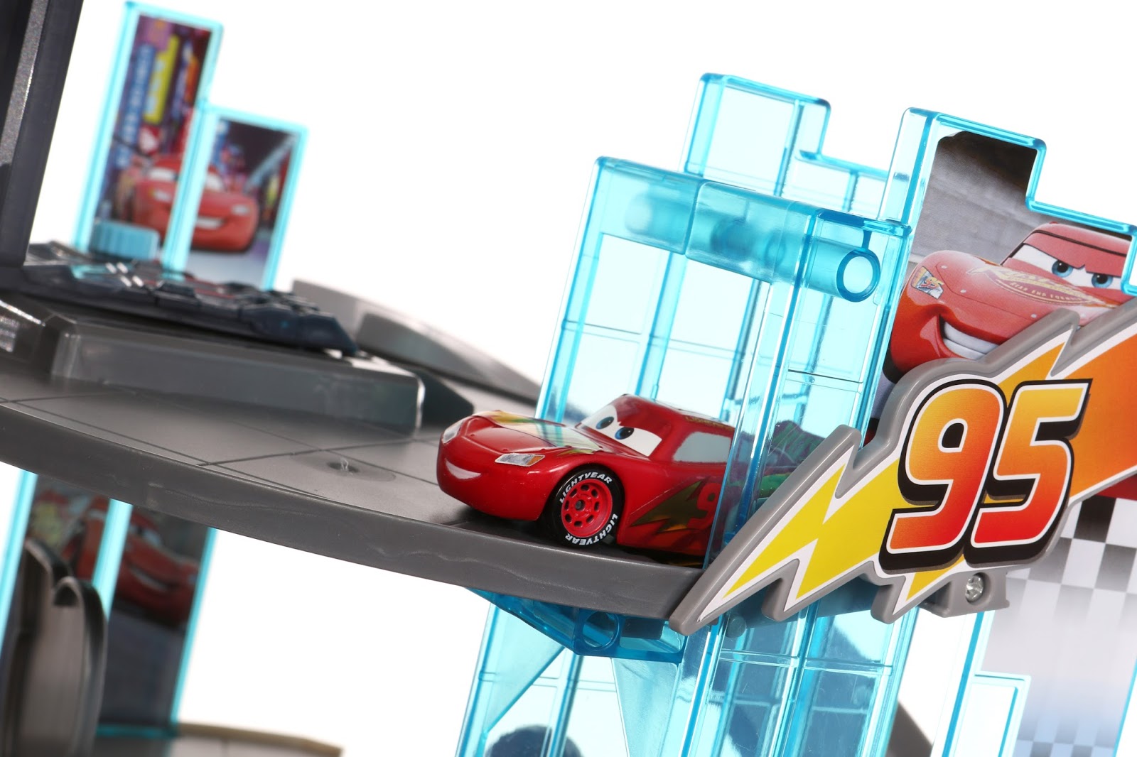 Dan the Pixar Fan: Cars 3: Rust-Eze Racing Center Playset (Target ...