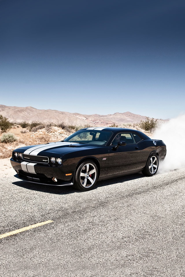 iPhone Retina Display Wallpapers: Dodge Challenger SRT8 392 Retina ...