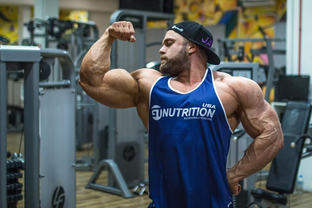 Worldwide Bodybuilders: Brazilian muscle twins Vitor Hugo and Marcus ...