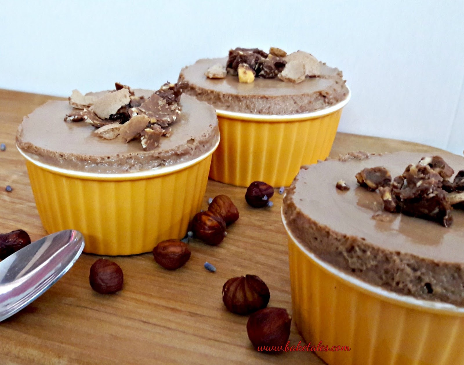 Bake Tales: 5 blog years and a Nutella dark chocolate mousse