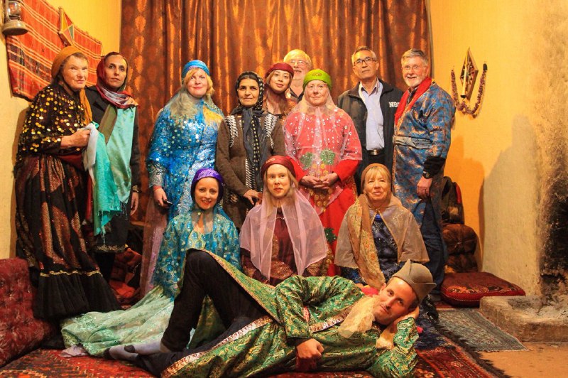 Uppersia Iran Travel blog: Nomadic clothing
