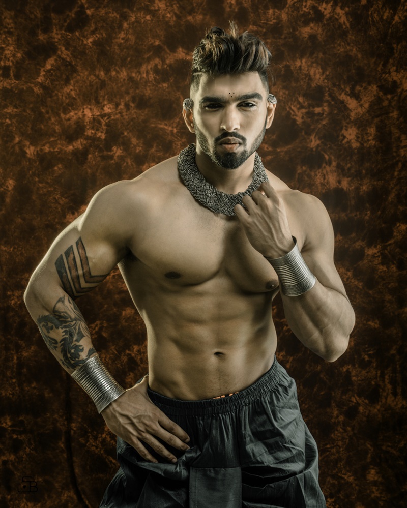 Grand Boyzone: Amit Agre