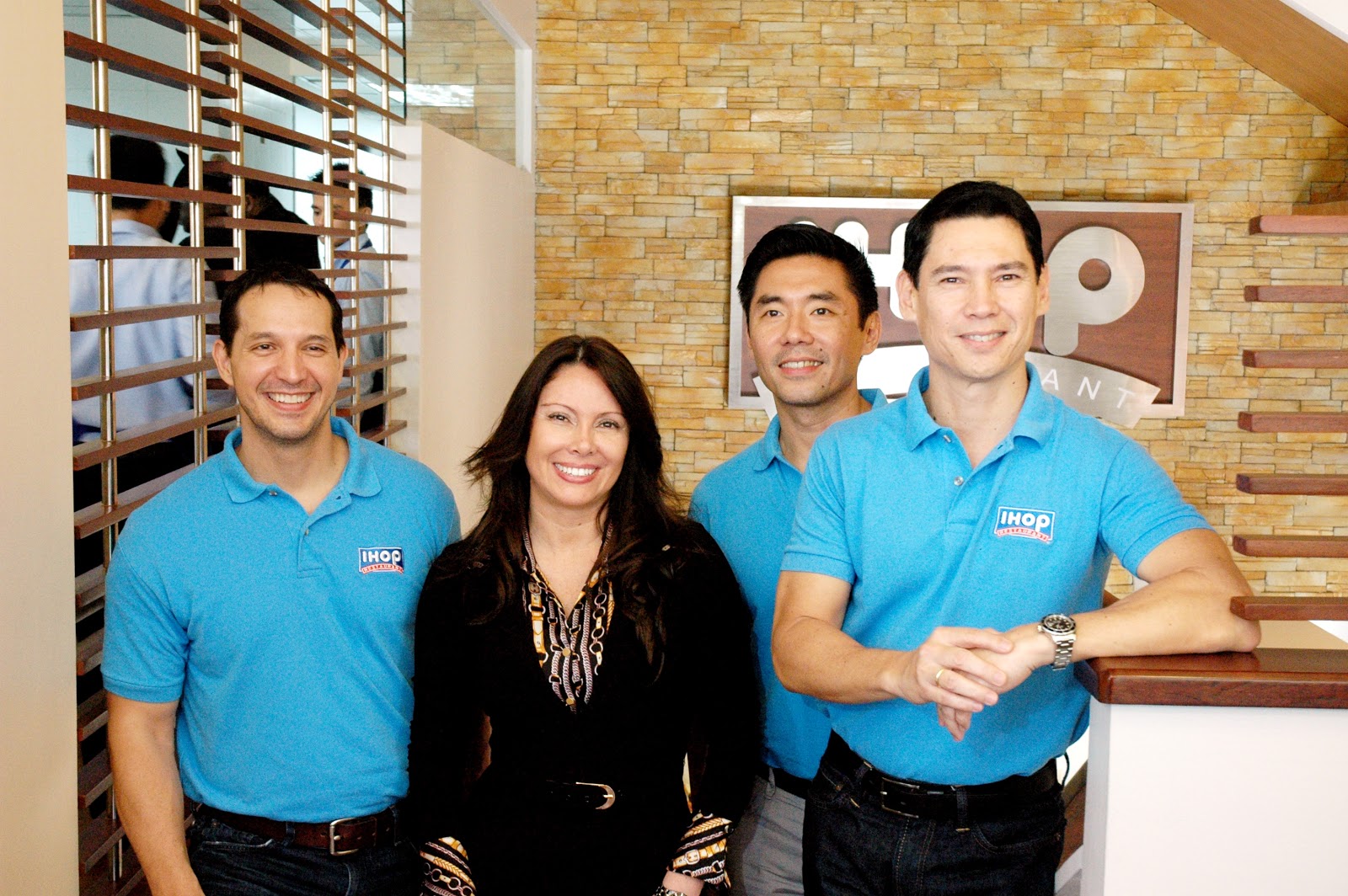 DUDE FOR FOOD: Breakfast at IHOP