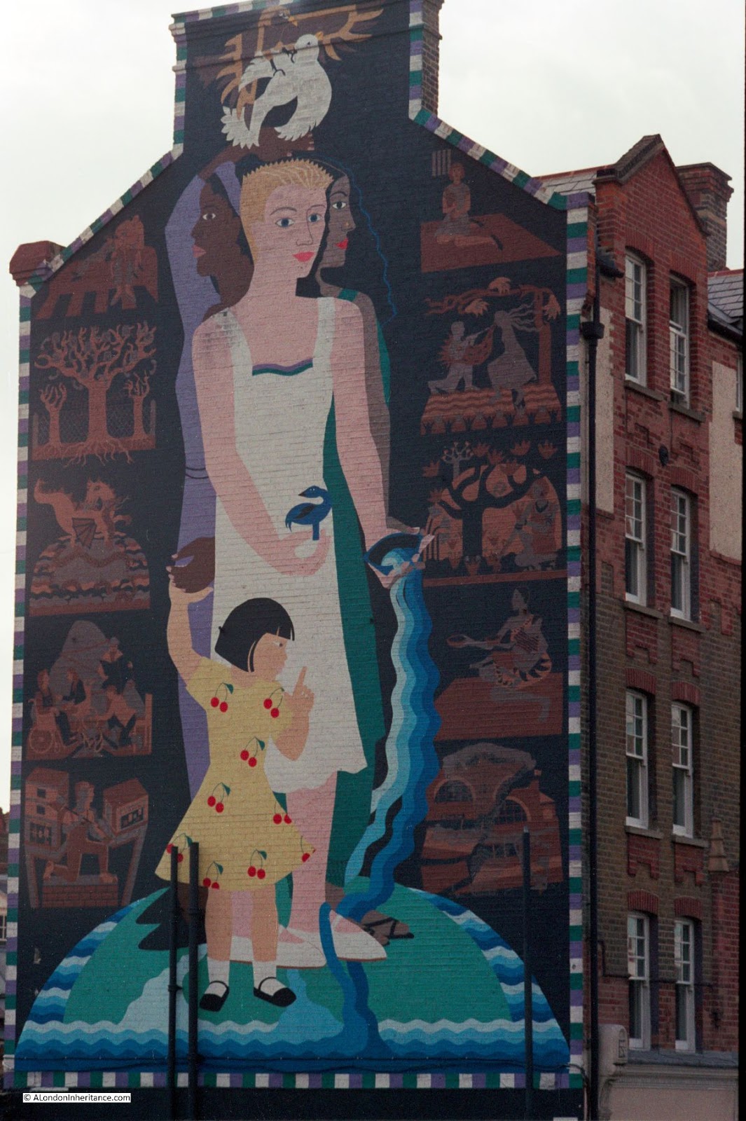 15 Interesting Photographs That Capture Murals and Street Art of London ...