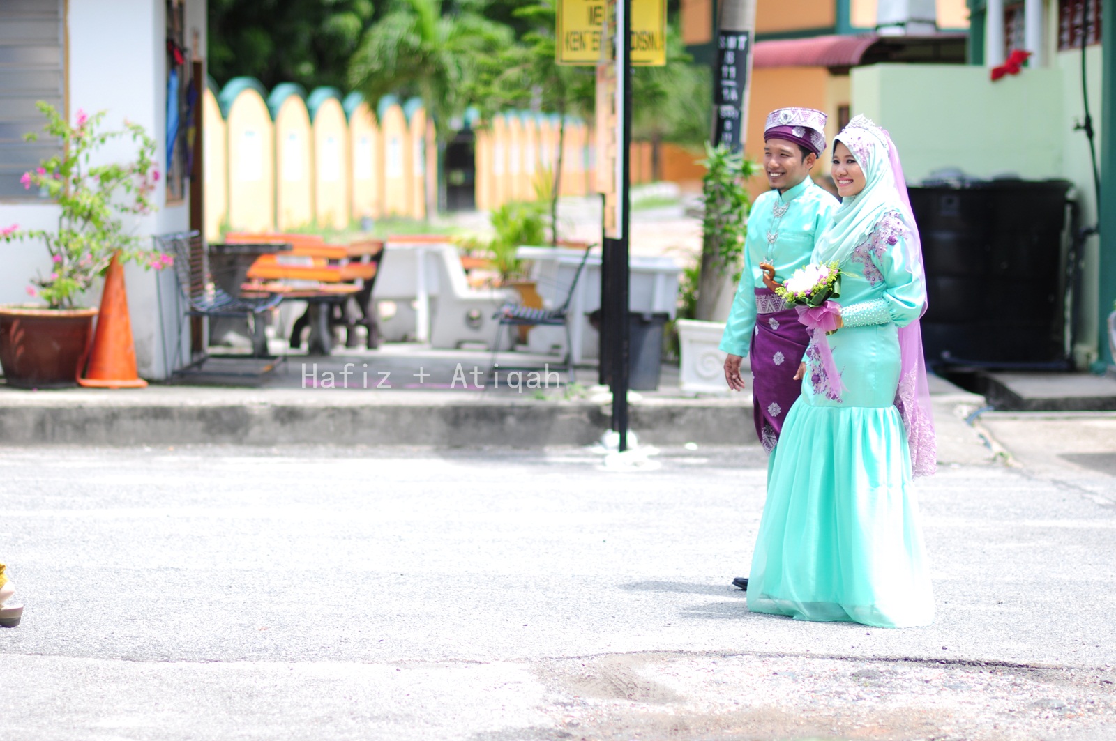 Simple but Perfect by Cik 'Puan' Tqah: Review Baju Reception - Mint ...