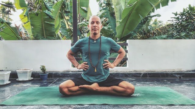 How to do Diaphragmatic Breathing: 7 Simple Exercises [with Script in ...