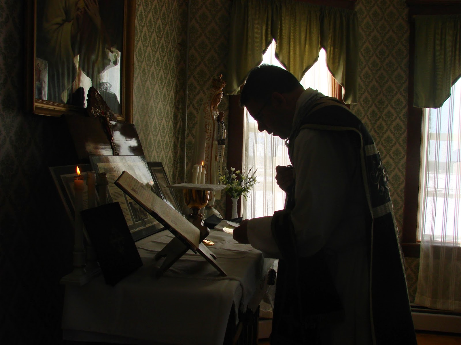 Priests: souls are crying out for your help | Catholic News Live