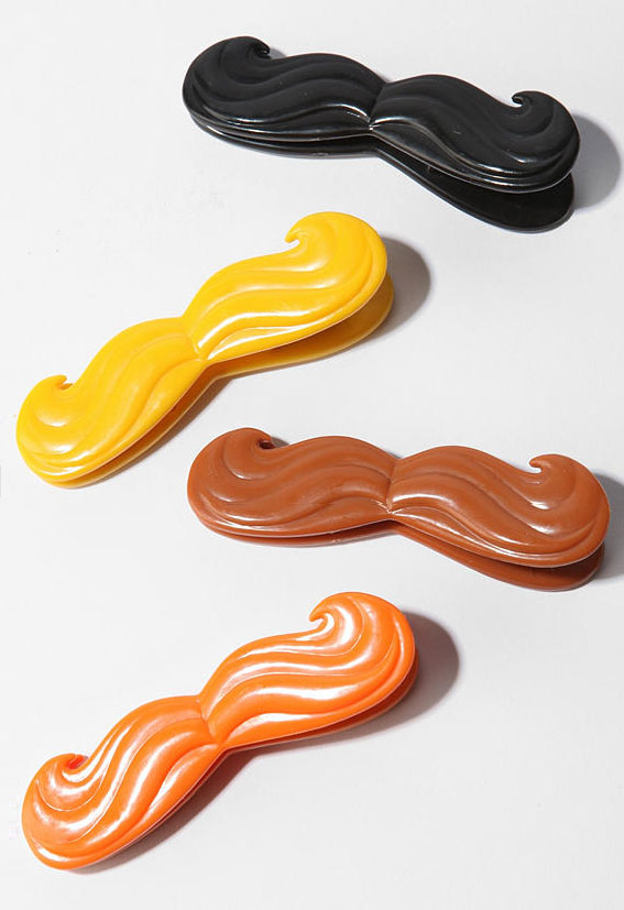 點子燈泡: 風味鬍子夾(flavor saver mustache clips)