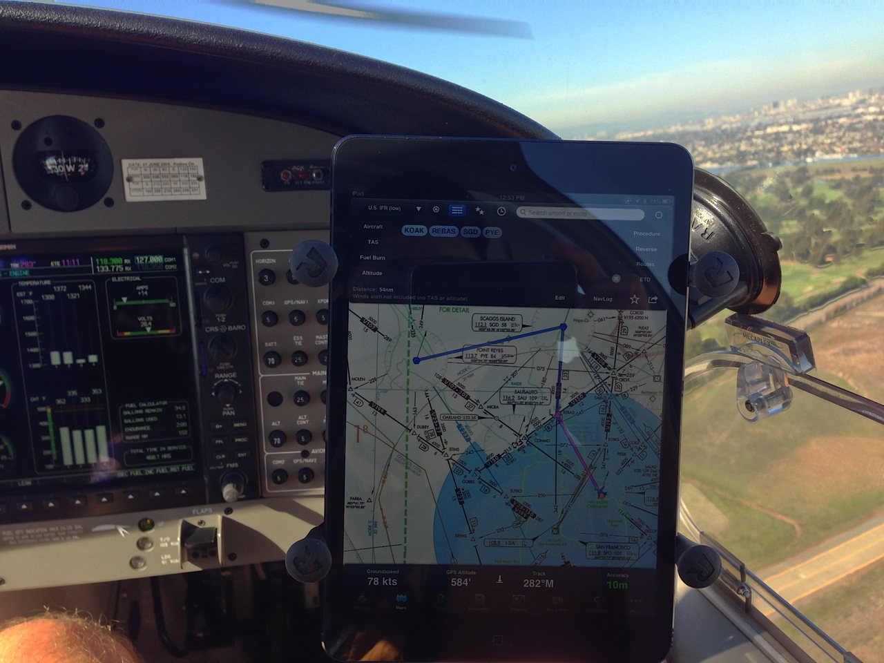 Think-Dash: iPad mini Takes Flight!