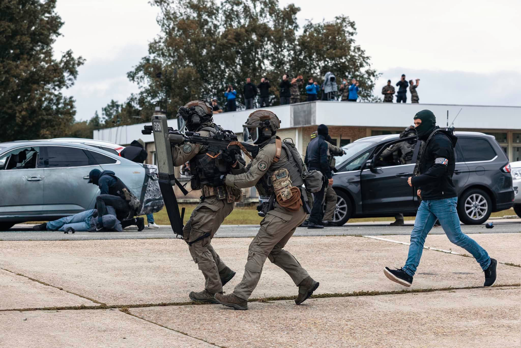 Gsg9 1/87 Unité spéciale: Equipements du GIGN