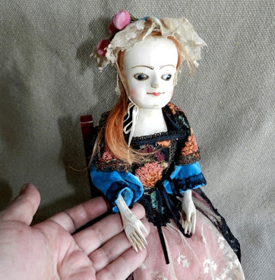 The Old Wooden Sisters: New doll finished , Queen Anne Doll repo