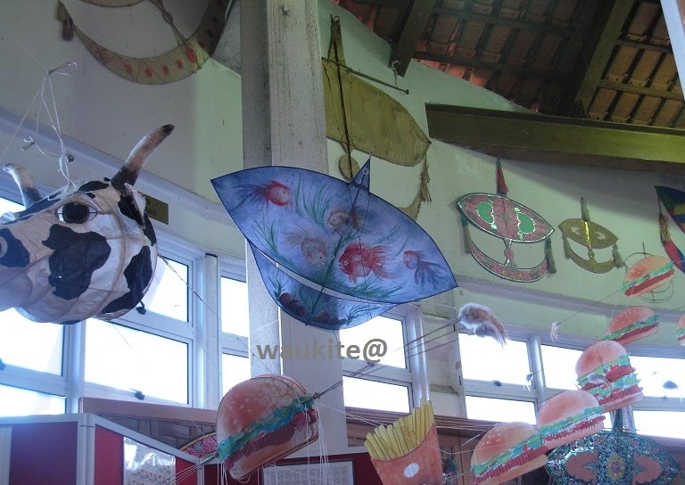 Wau & Kites: Types of Wau: Wau Daun (Leaf Kite)