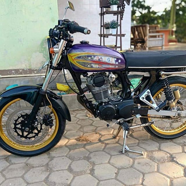 22 Gambar HD Modifikasi Honda CB 100 Terbaru 2020