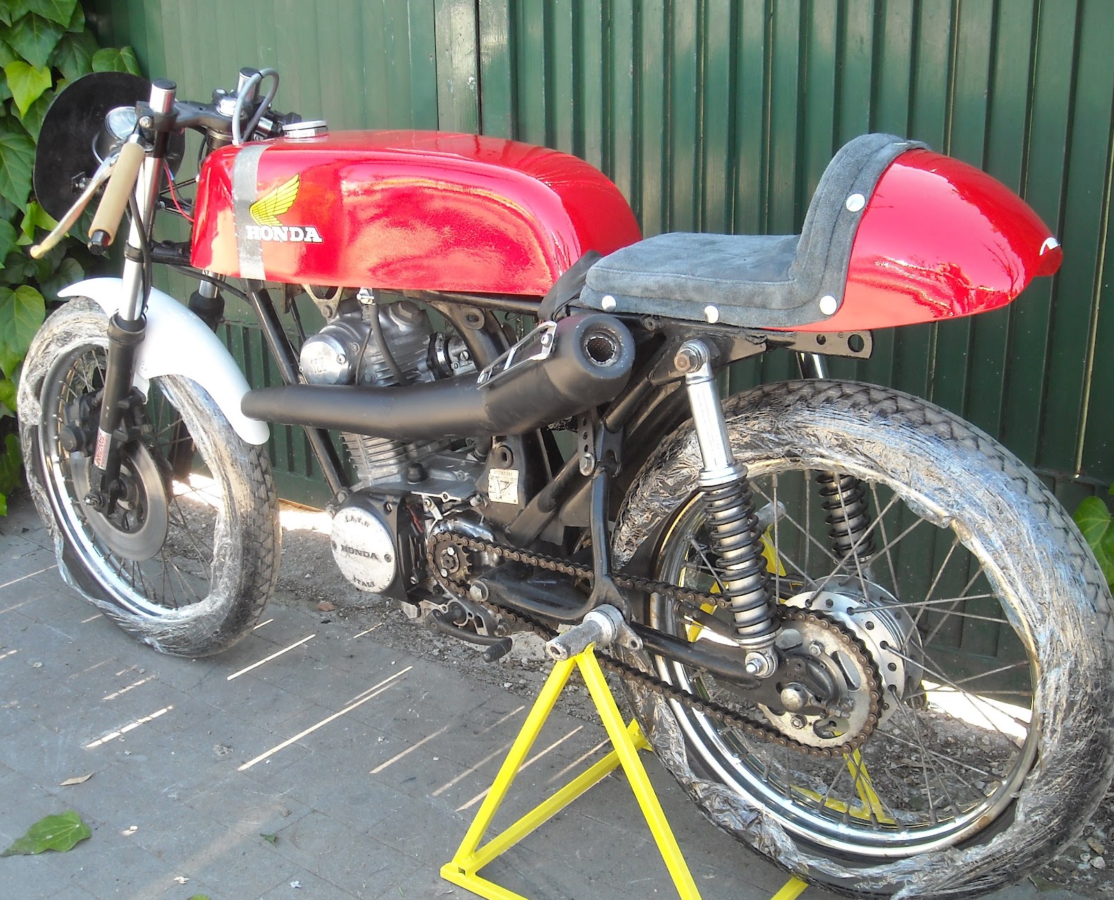 trasformazioni moto da corsa d'epoca: Honda cb 125 j stradale ...