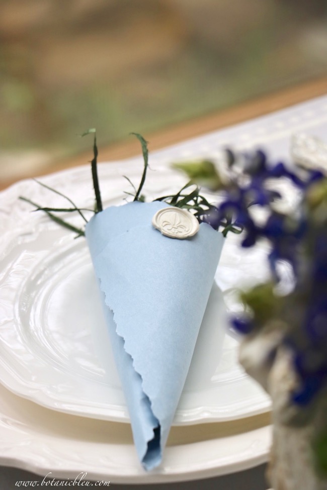 Botanic Bleu: DIY Easter Paper Cone | Blue Speckled Candy Eggs