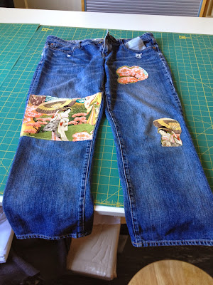 Sewing On My Kitchen Table: DIY Patches for Jeans - Tutorial