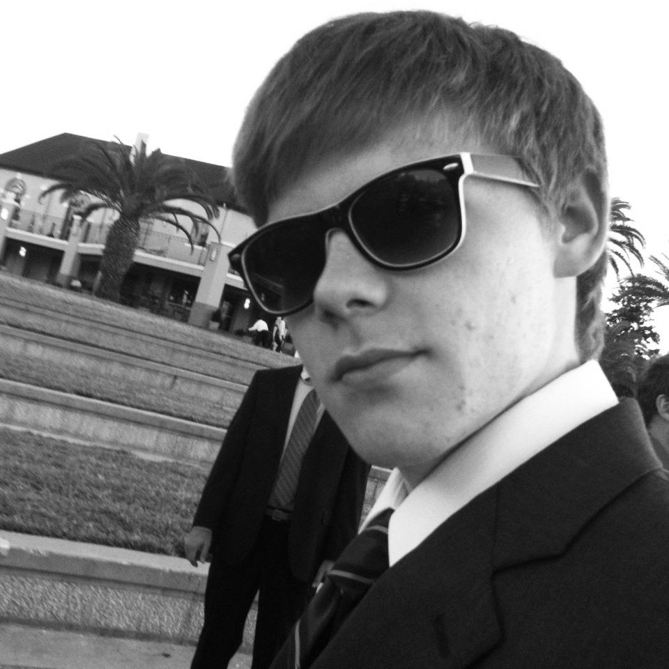 Two Craft Tables and a Hot Glue Gun: Ancient Woman