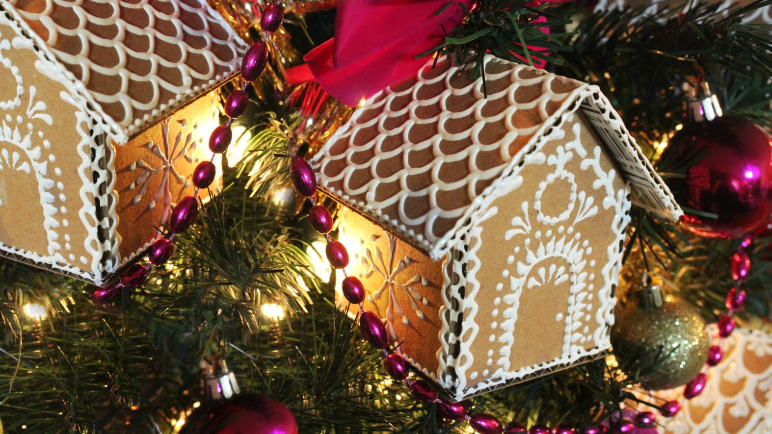 Mark Montano: Pattern for Gingerbread House Ornament