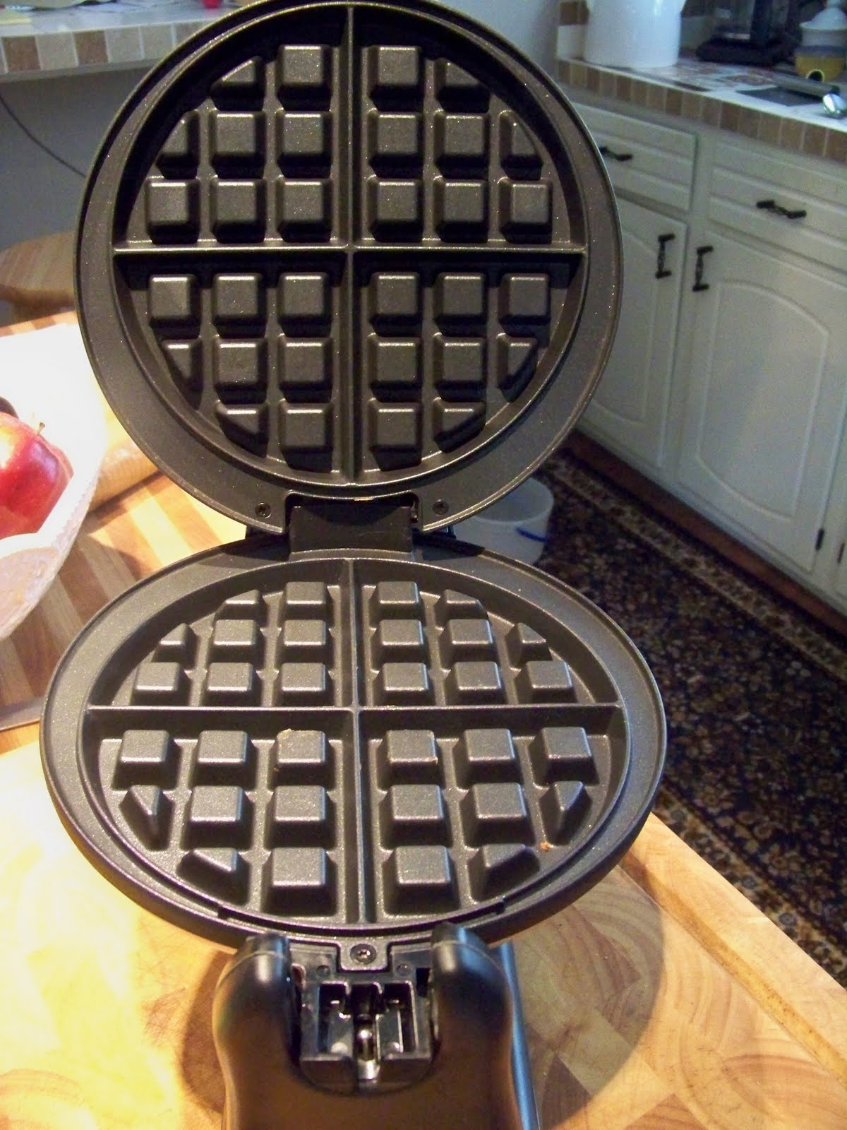 Simply HomeMade: Waffle Maker