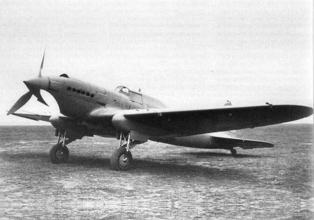 World War II in Pictures: Ilyushin Il-2 Shturmovik: Most Produced ...