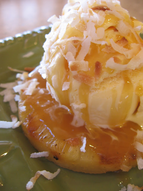 cookin' up north: Grilled Pineapple Sundae
