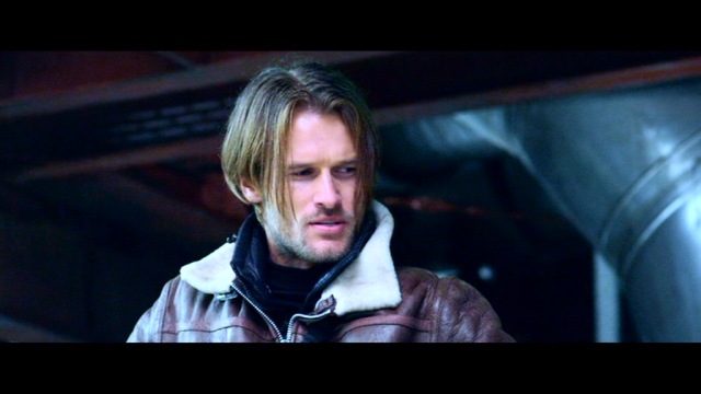 Shameless Pile Of Stuff Movie Review Resident Evil Retribution