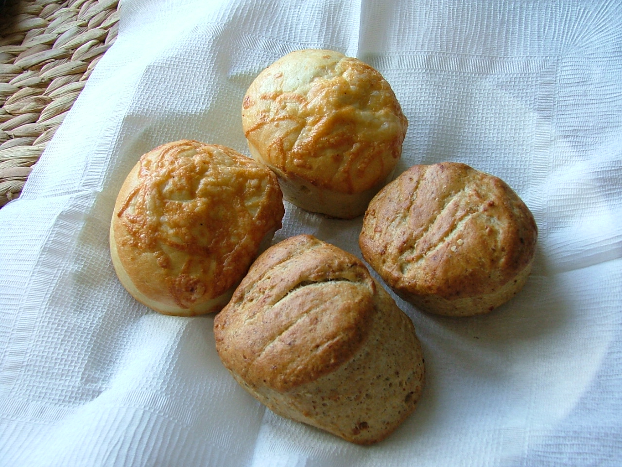 Budapest programs/Hungary and the cuisine: Pogácsa - Hungarian pork ...