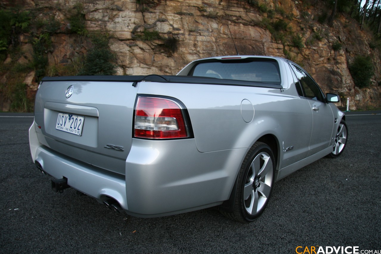 Sunhayoon: holden v8 ute
